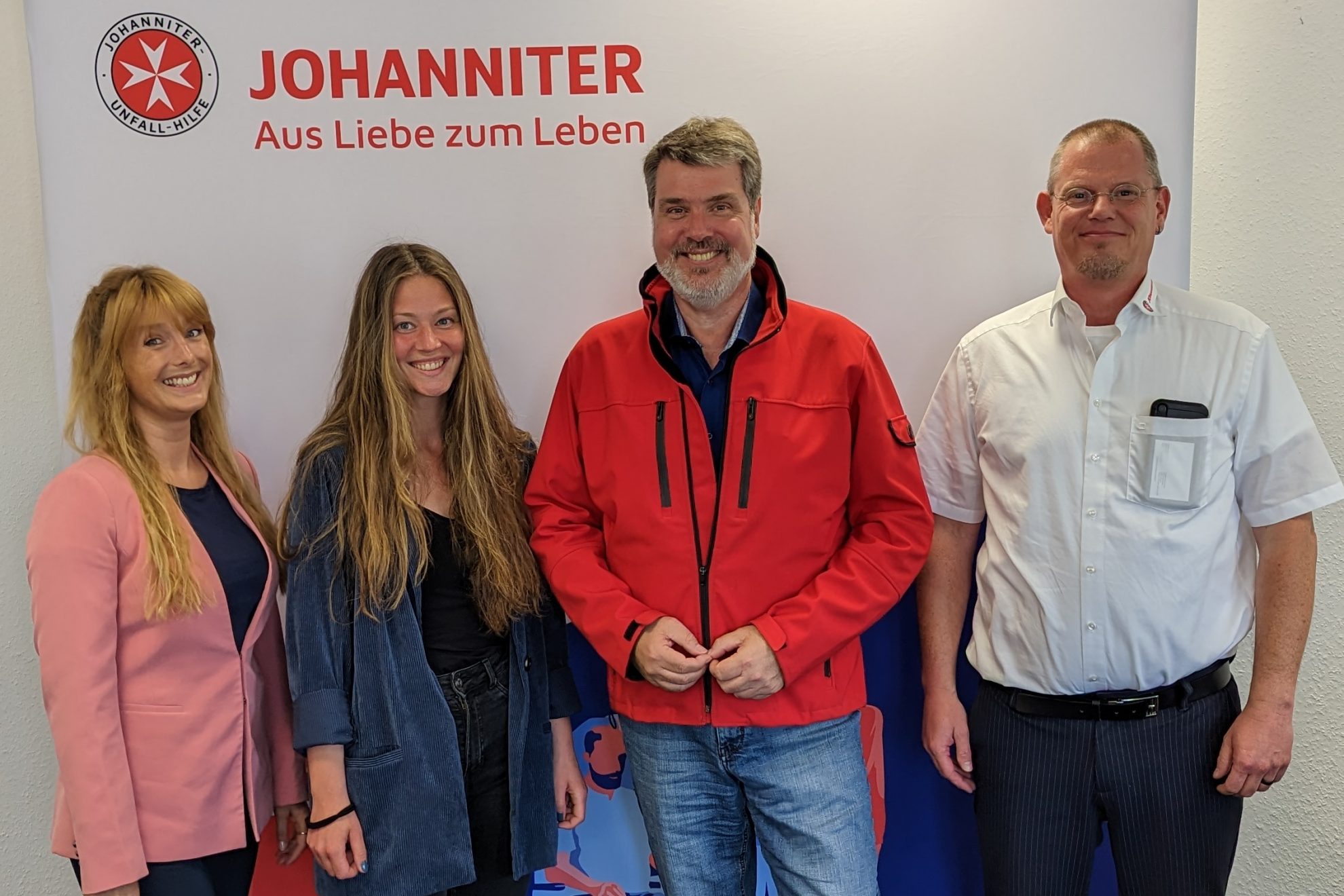 Michael Thews MdB besucht die Johanniter-Unfall-Hilfe e.V. Lünen und ...